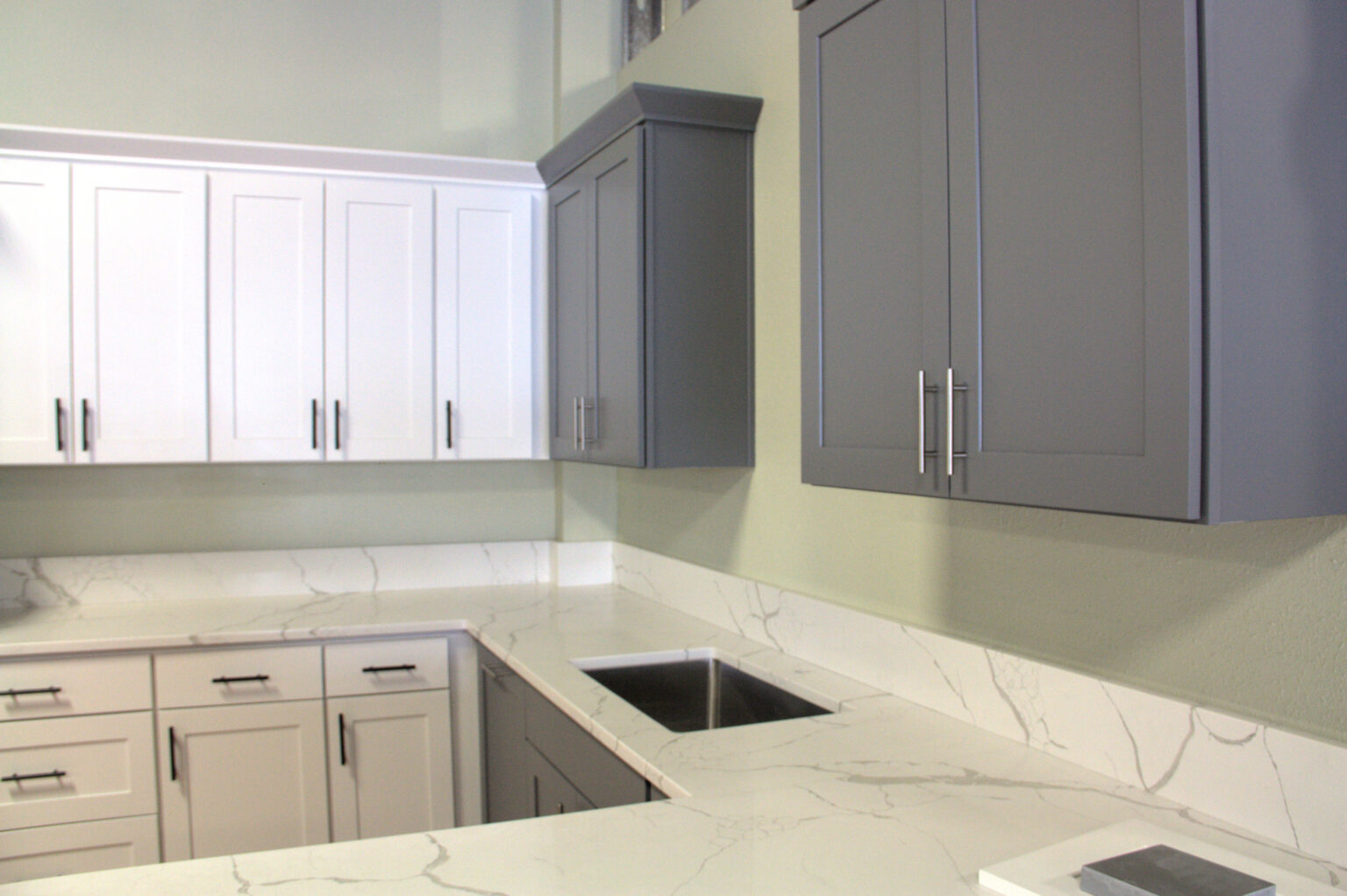Gallery – Silver Stone & Cabinets